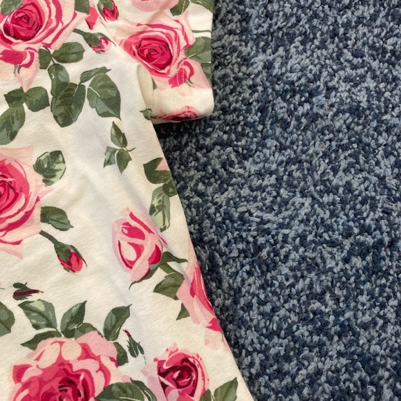 Amisu | Tops | Amisu Nwt Rose White Blouse | Poshmark